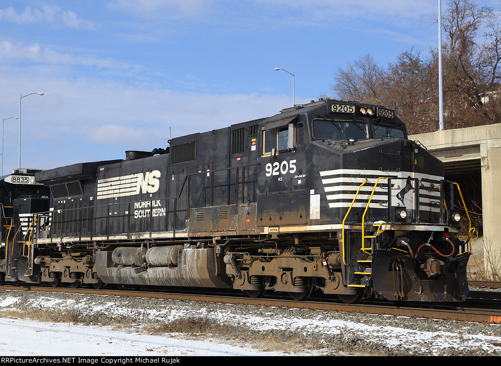 NS 9205